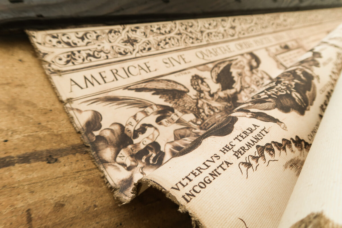 Rare Old Map of America 1562 | Hand-Carved Oak | Oldmapster