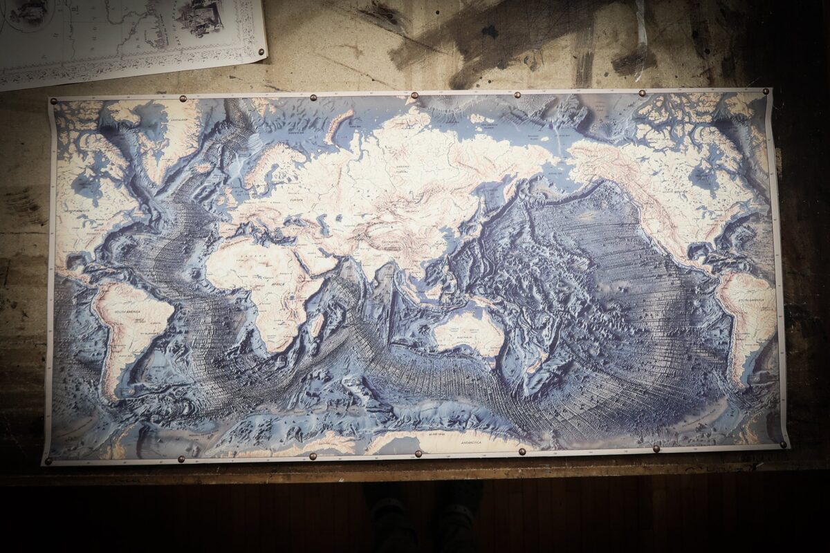 Fantastic Ocean Map, Showing Ocean Floor | Oldmapster